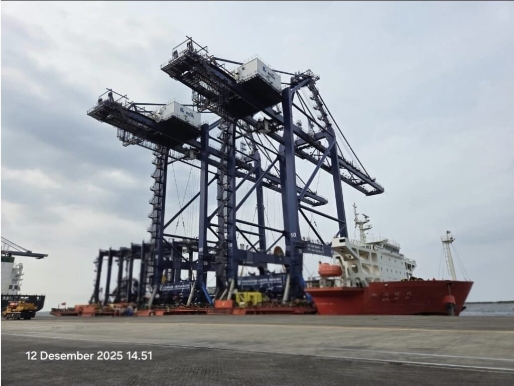 Transformasi Operasi: TPK Koja Perkuat Terminal dengan Peralatan Zero ...